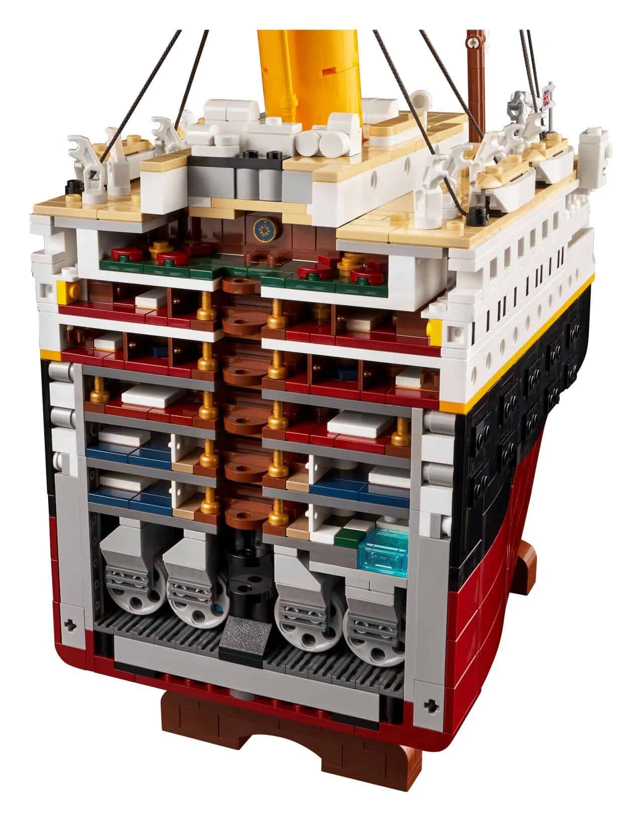Najpoznatiji brod u povijesti stiže u LEGO®, pogledajte LEGO Titanic ...